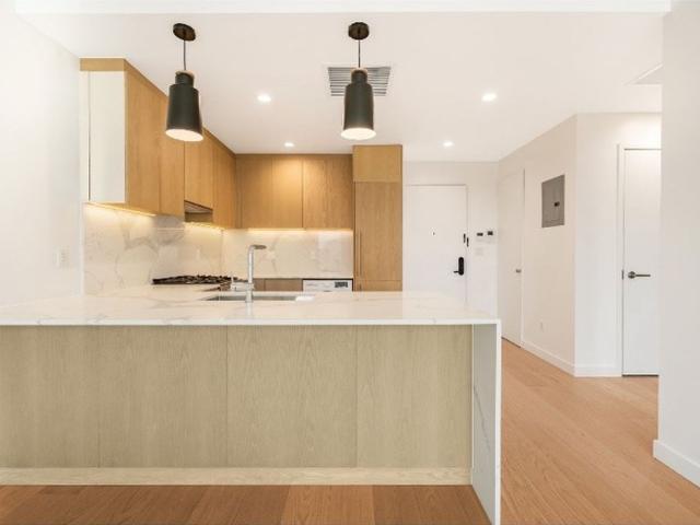 1 bedroom luxury Flat for sale in Queens, United States