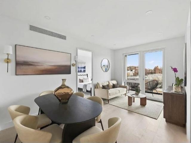 1 bedroom luxury Flat for sale in Queens, United States