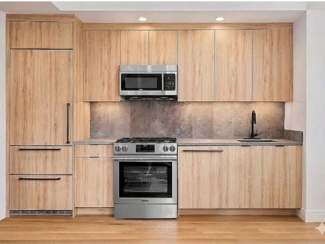 1 bedroom luxury Flat for sale in Queens, United States