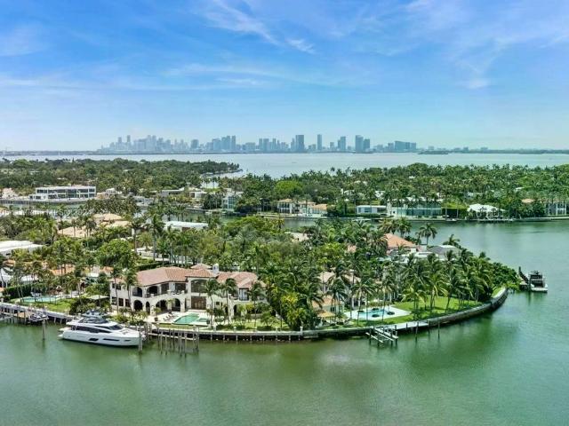 1 bedroom luxury House for sale in Miami Beach, Florida