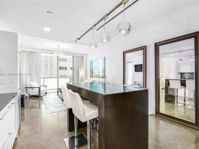 1 bedroom luxury House for sale in Miami Beach, Florida