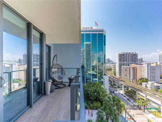 1 bedroom luxury House for sale in Miami, Florida