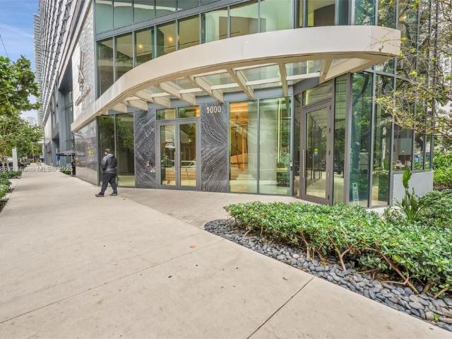 1 bedroom luxury House for sale in Miami, Florida