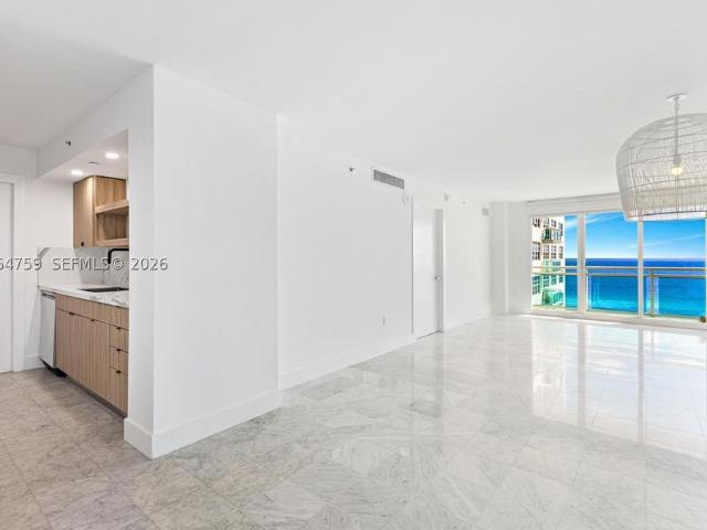 1 bedroom luxury Villa for sale in Miami Beach, United States