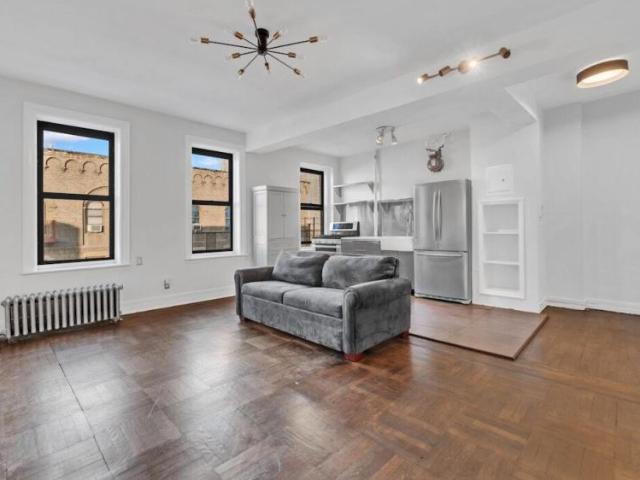 1 bedroom, Mott Haven NY LS102245753