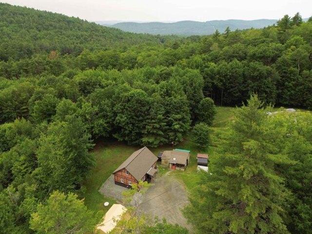 1 bedroom, Monroe NH 03771 105142318