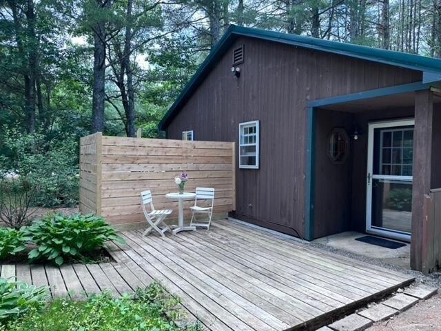 1 bedroom, Montville ME 04941 102591783