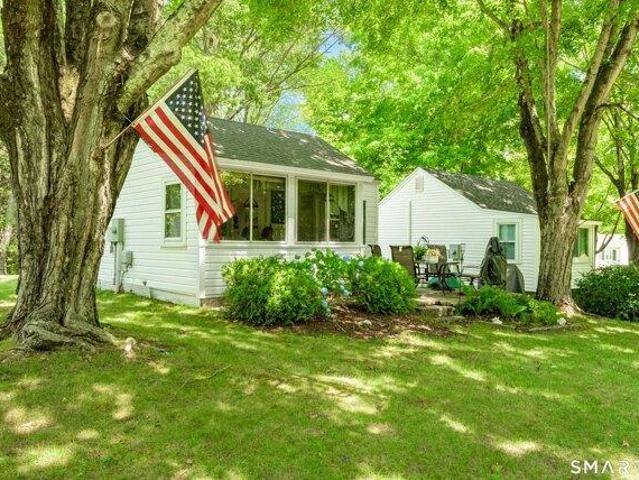 1 bedroom, Madison CT 06443 104833351