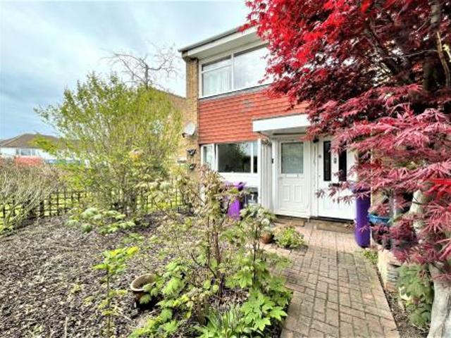 1 bedroom Maisonette To Let