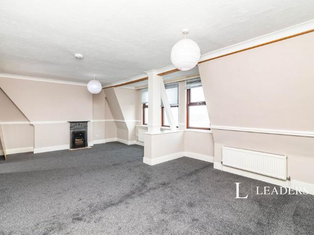 1 bedroom maisonette to rent Avondale Road, Gorleston, Great Yarmouth, Norfolk, NR31