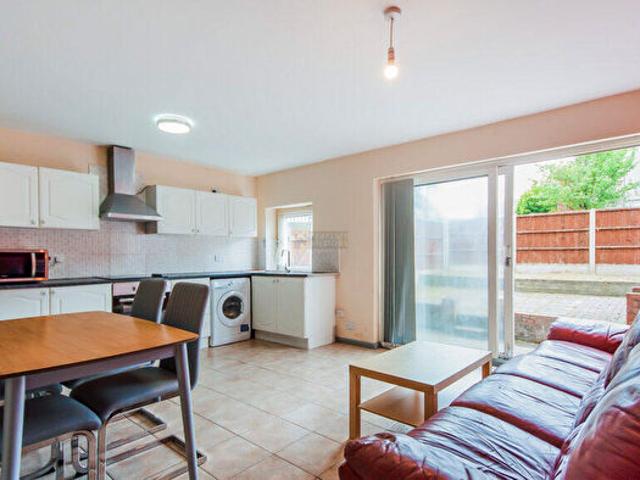 1 Bedroom Maisonette To Rent In A Kelsey Close, Birmingham, B7