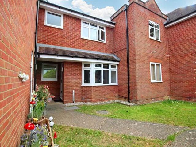 1 Bedroom Maisonette To Rent In Burns Court, Aylesbury, HP21