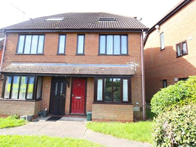 1 Bedroom Maisonette To Rent In Bergamot Gardens, Walnut Tree, Milton Keynes, MK7