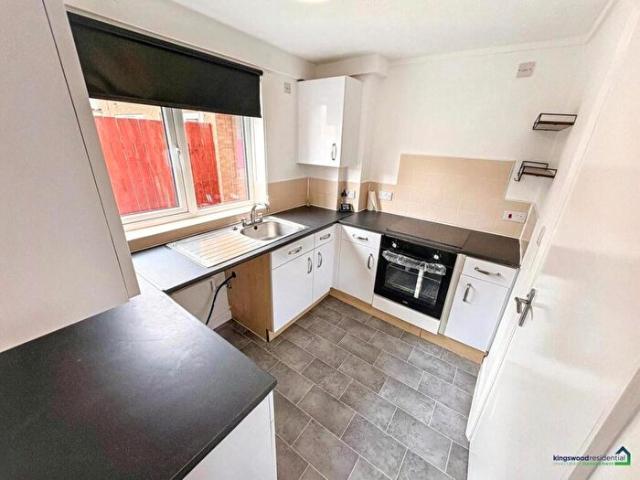 1 Bedroom Maisonette To Rent In Hornbeam Gardens, Nottingham, NG6