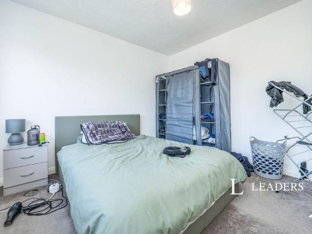 1 bedroom maisonette to rent Pimpernel Grove, Walnut Tree, Milton Keynes, Buckinghamshire, MK7