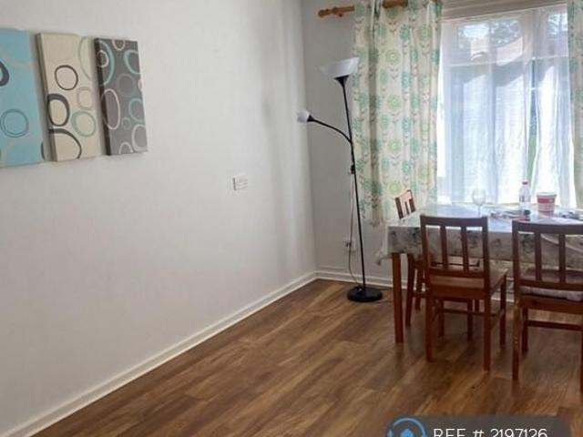 1 bedroom maisonette to rent