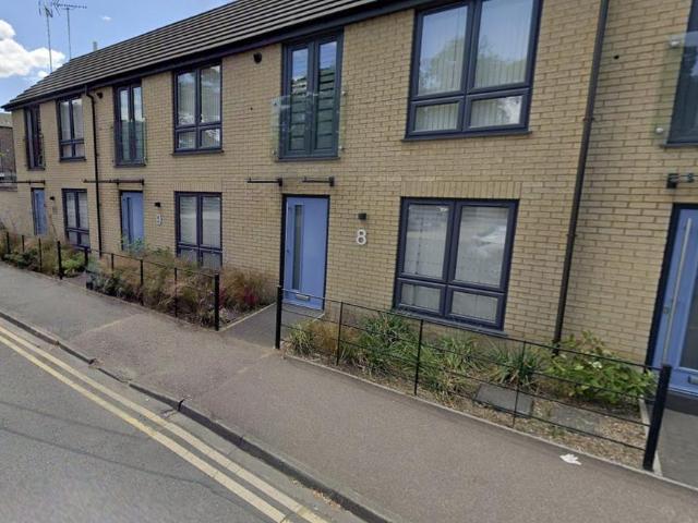 1 bedroom maisonette to rent
