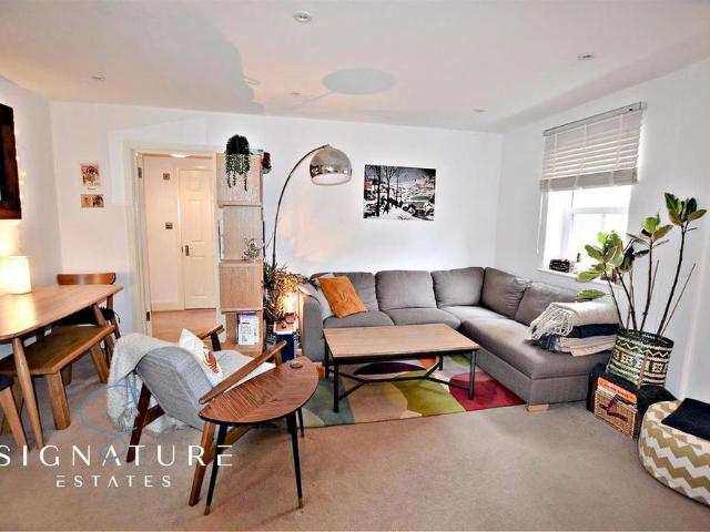 1 bedroom maisonette to rent