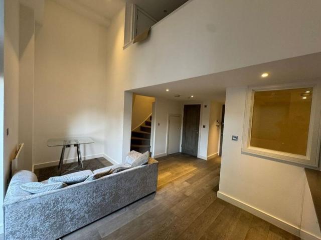 1 bedroom maisonette to rent