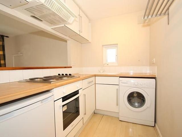1 bedroom maisonette to rent