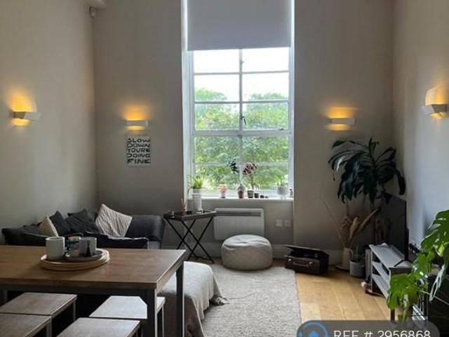 1 bedroom maisonette to rent