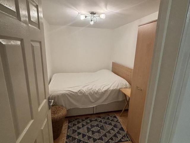 1 bedroom maisonette to rent