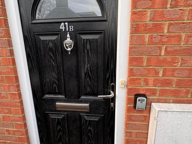 1 bedroom maisonette to rent