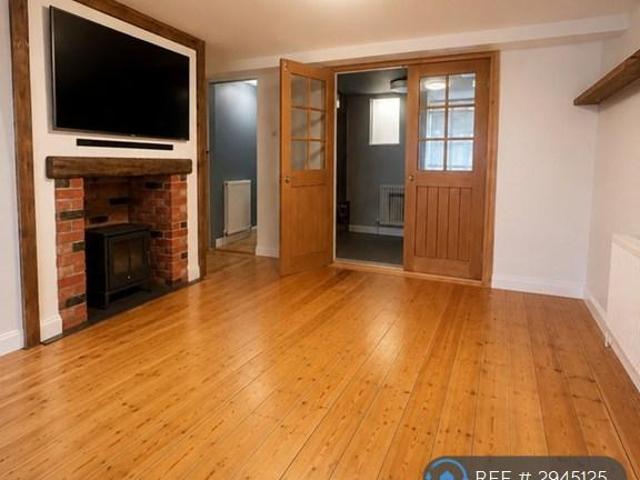1 bedroom maisonette to rent