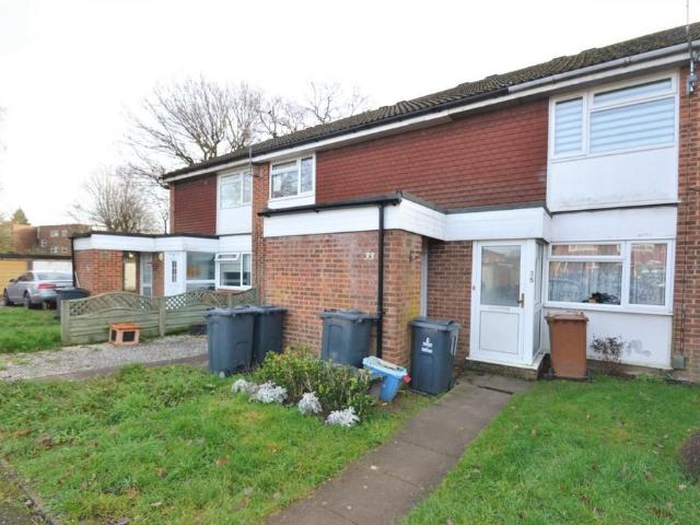 1 bedroom maisonette to rent