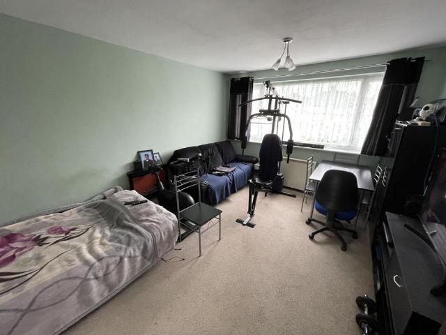 1 bedroom maisonette to rent