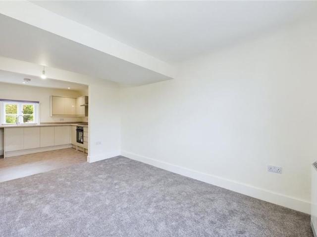 1 bedroom maisonette to rent