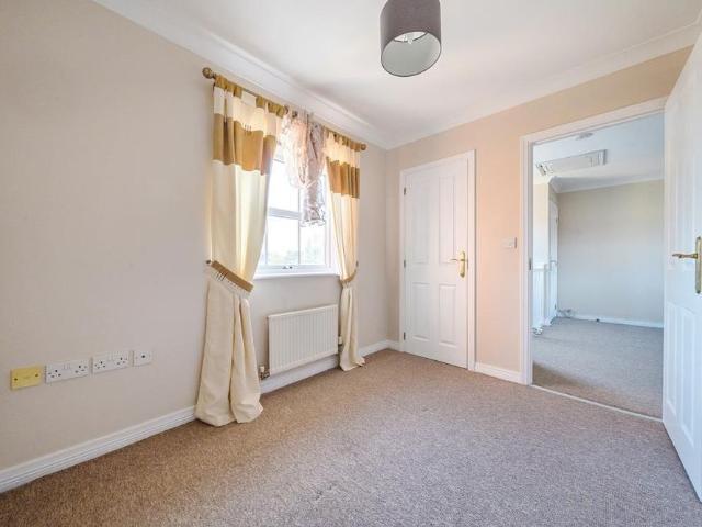 1 bedroom maisonette to rent