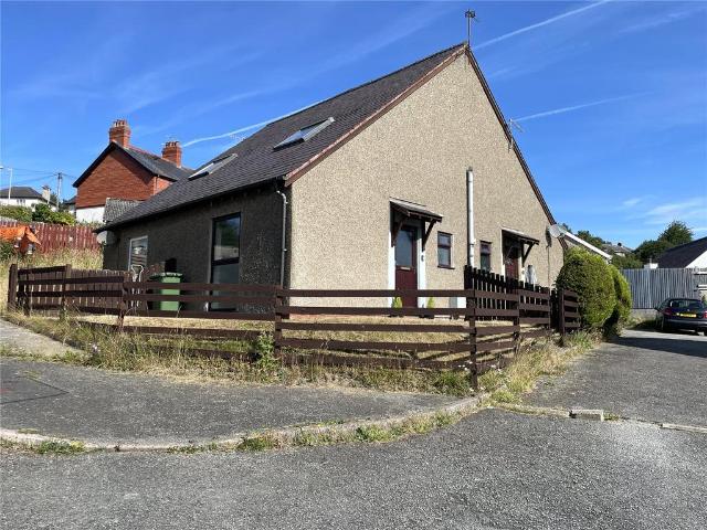1 bedroom maisonette to rent