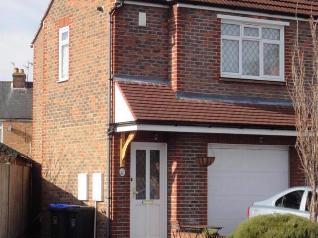 1 bedroom maisonette to rent