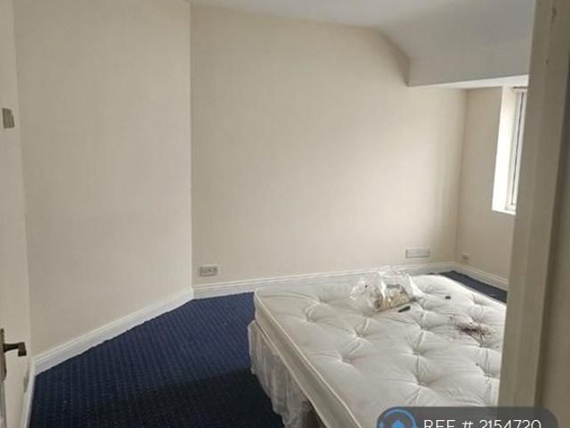 1 bedroom maisonette to rent