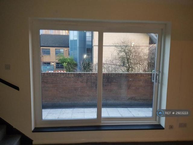 1 bedroom maisonette to rent