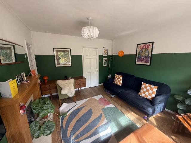 1 bedroom maisonette to rent