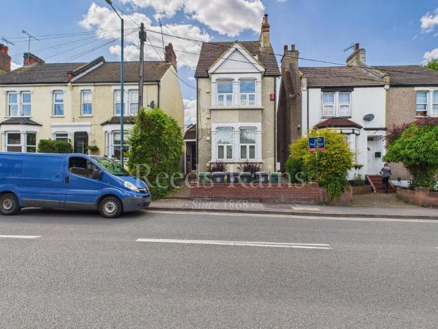 1 bedroom maisonette to rent