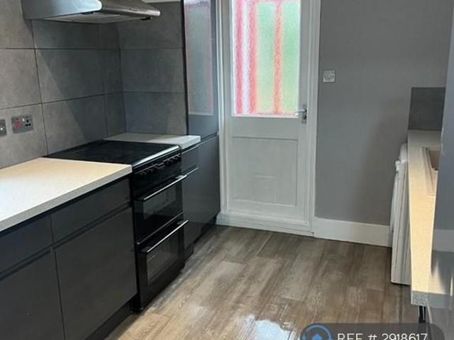 1 bedroom maisonette to rent