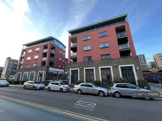 1 bedroom maisonette to rent
