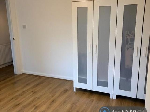 1 bedroom maisonette to rent