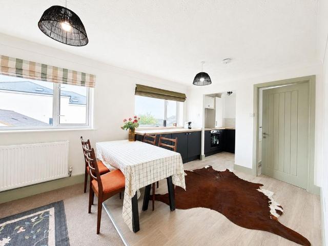 1 bedroom maisonette to rent