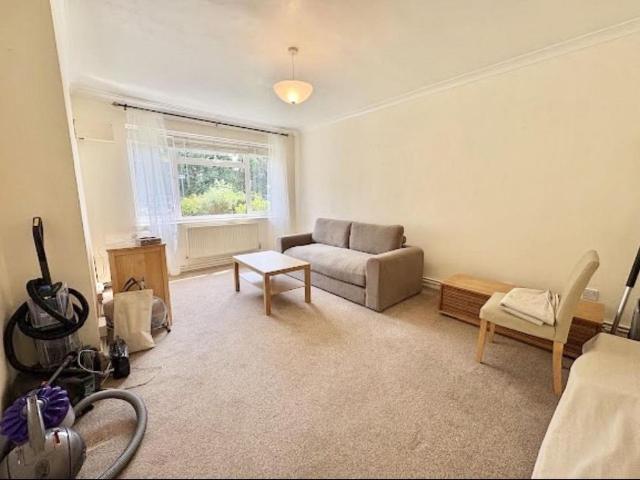 1 bedroom maisonette to rent