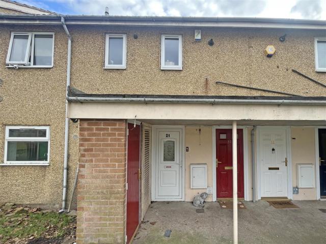1 bedroom Maisonette to rent
