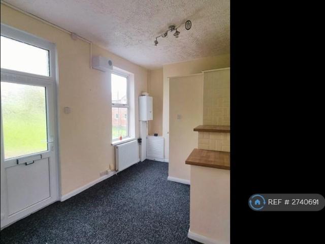 1 bedroom maisonette to rent