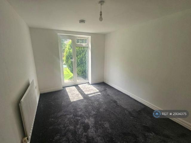 1 bedroom maisonette to rent