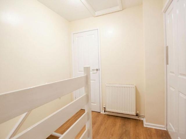1 bedroom maisonette to rent