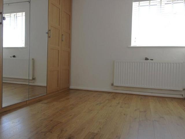 1 bedroom maisonette to rent