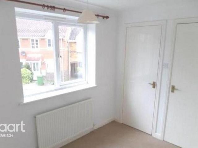 1 bedroom maisonette to rent