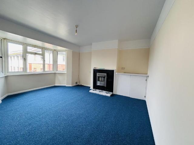 1 bedroom maisonette to rent